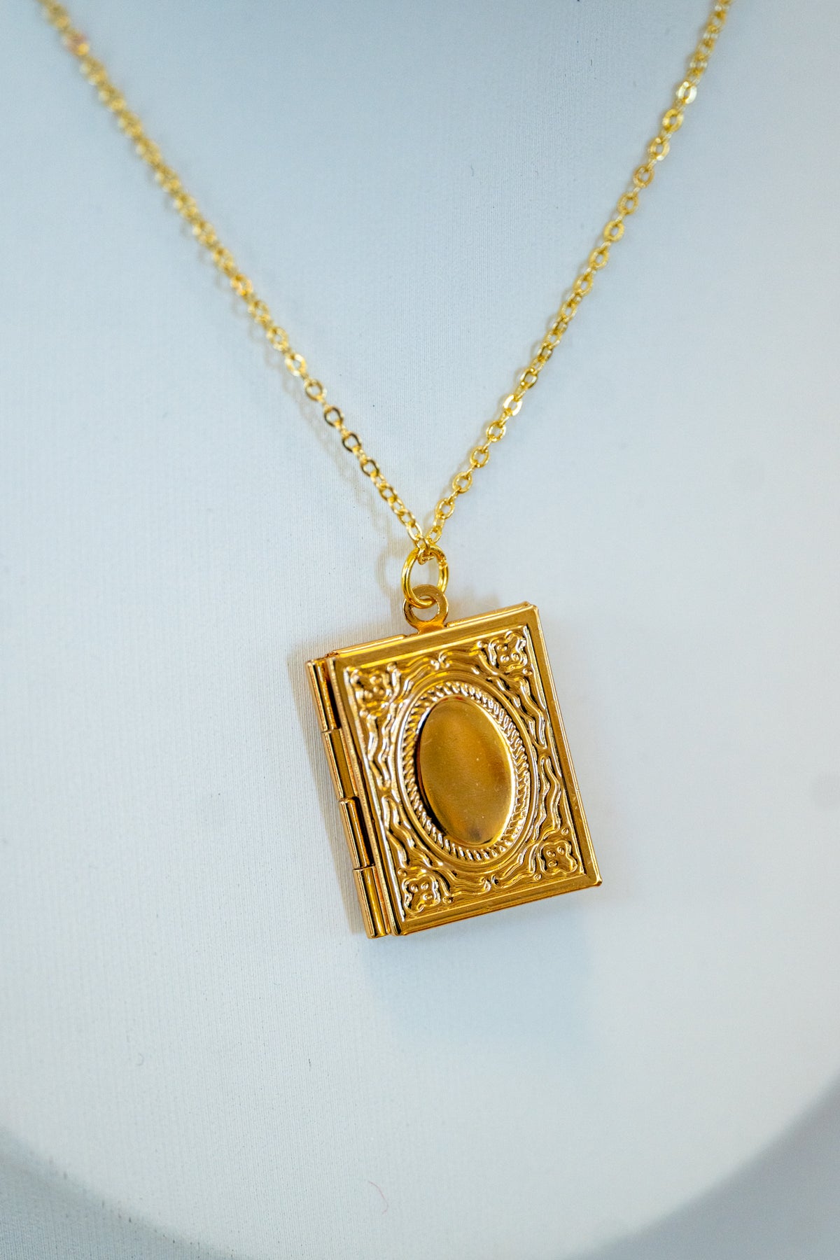 Book Locket – Bluebird & Company Crozet